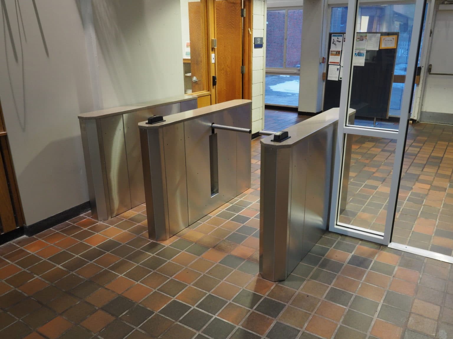 The Importance of Door Access Control Systems at Your Workplace